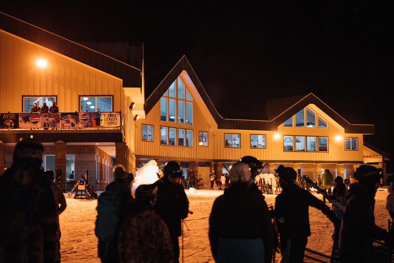Skiing & Snowboarding in Central Oregon | Visit Central Oregon